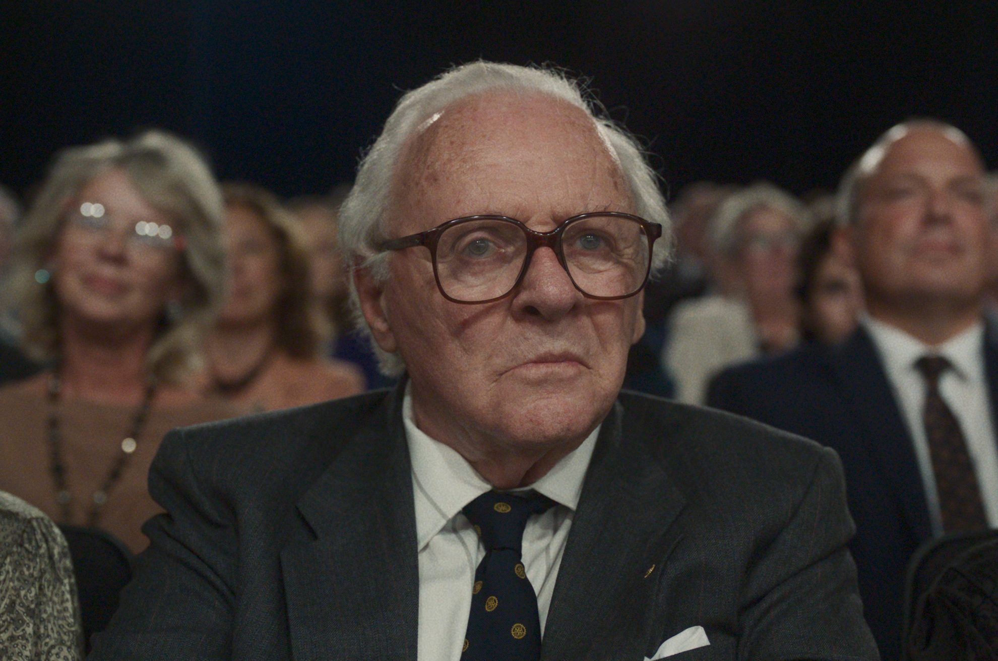 Uma Vida: filme estrelado por Anthony Hopkins ganha trailer