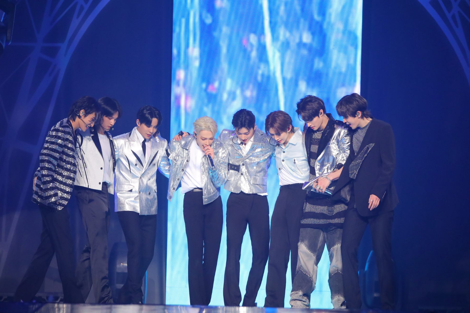 ATEEZ leva performance impressionante aos ATINY nos cinemas